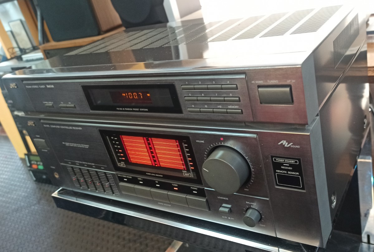 Amplificadores y Receivers