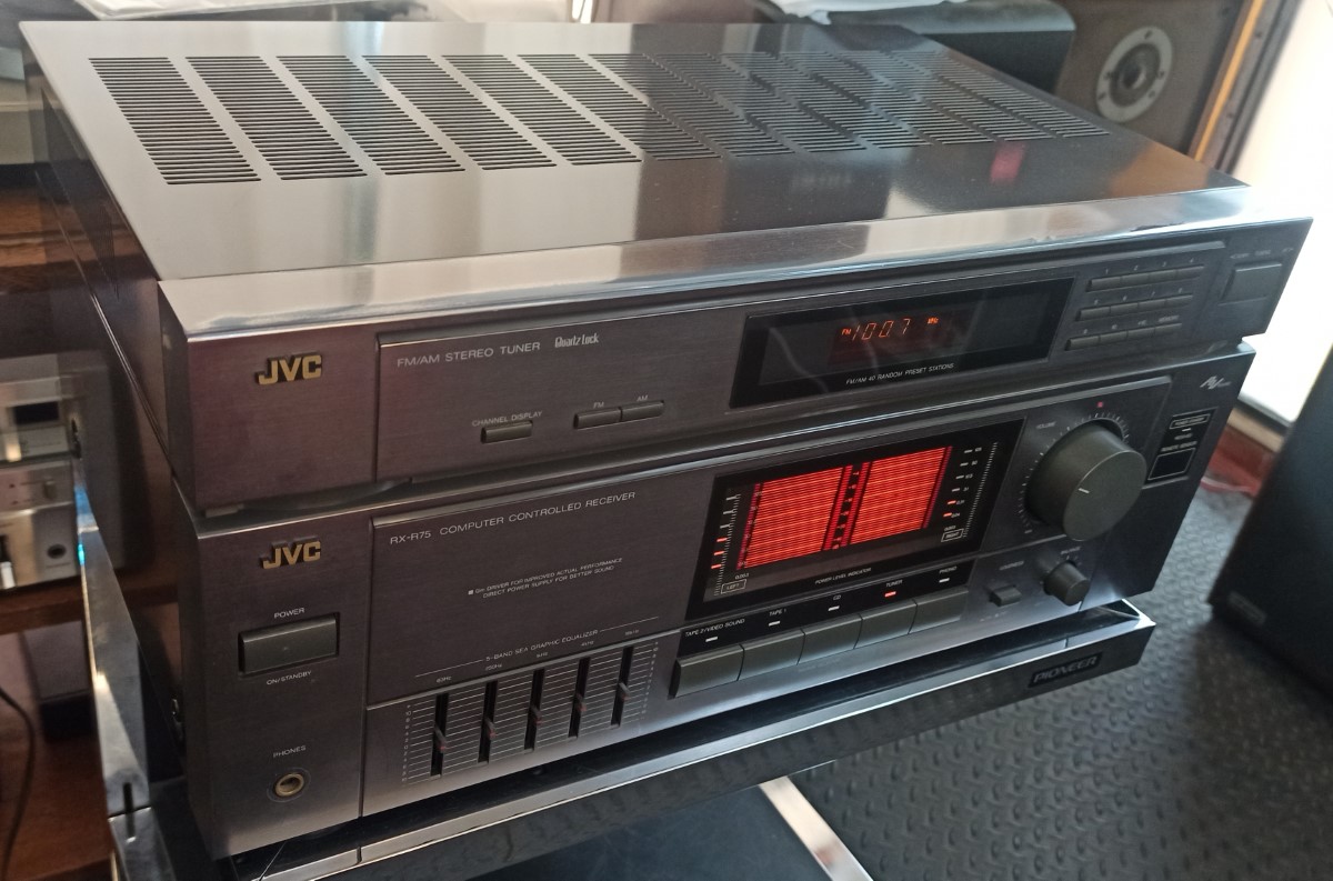 Amplificadores y Receivers